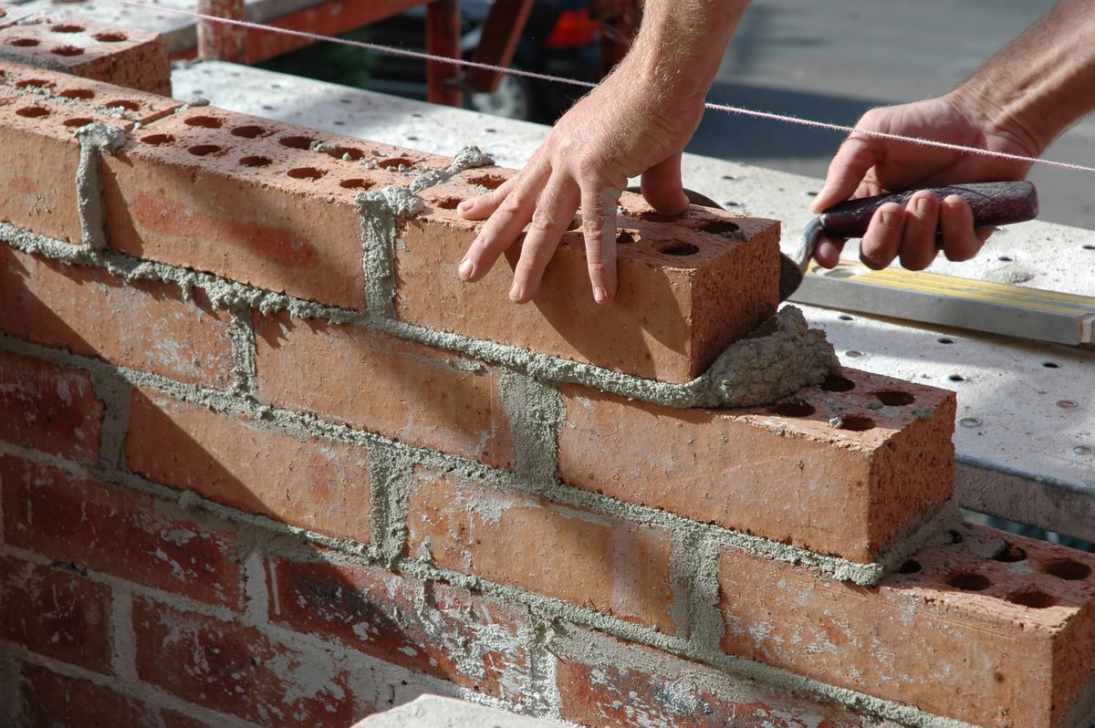 Find Local Bricklayers Near You | Service.com.au